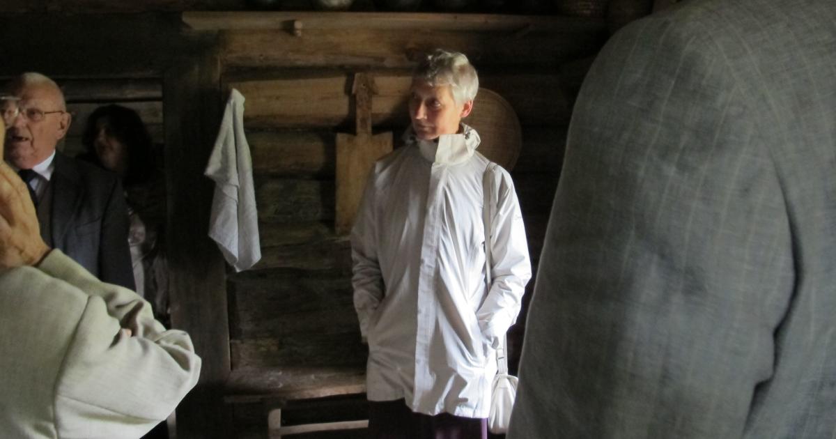 Dr Catherine Mary MacRobert | Faculty of Medieval and Modern Languages